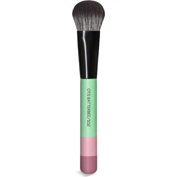 OTIS BATTERBEE 102 Blusher Brush - Verde