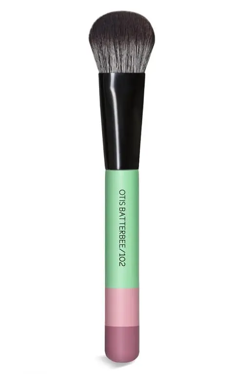 OTIS BATTERBEE 102 Blusher Brush - Verde