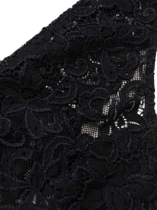 Hanro Moments Lace Thong - Black