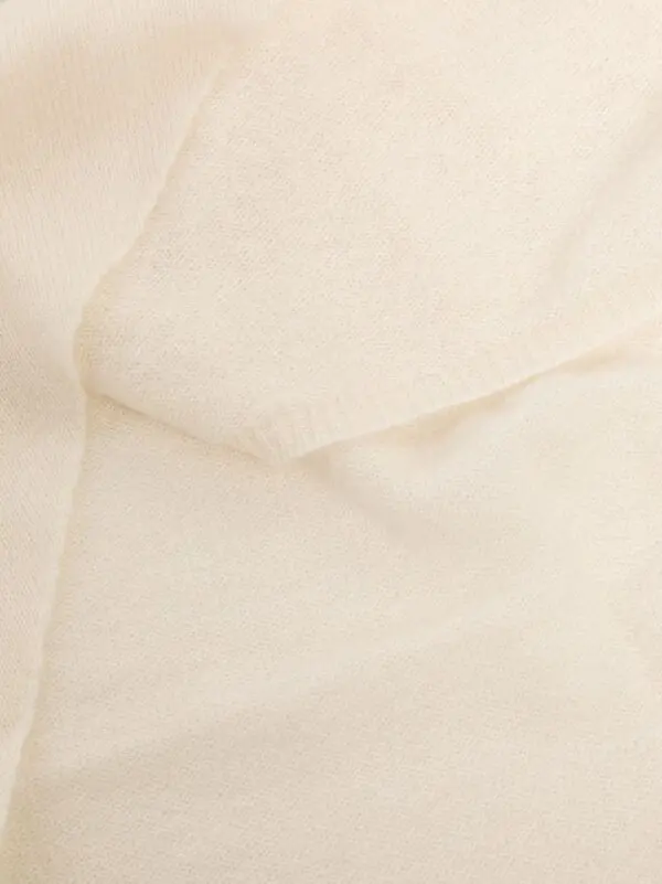 Cashmere In Love Aman Fine-knit Triangle Scarf