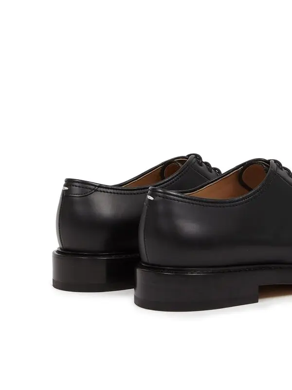 MAISON MARGIELA Tabi Lace-up Derby Shoes