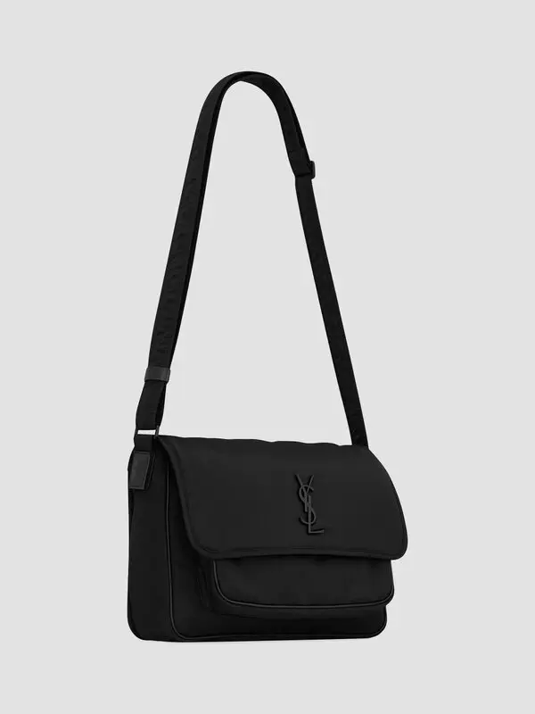Saint Laurent Niki Messenger Bag In Econyl - Black