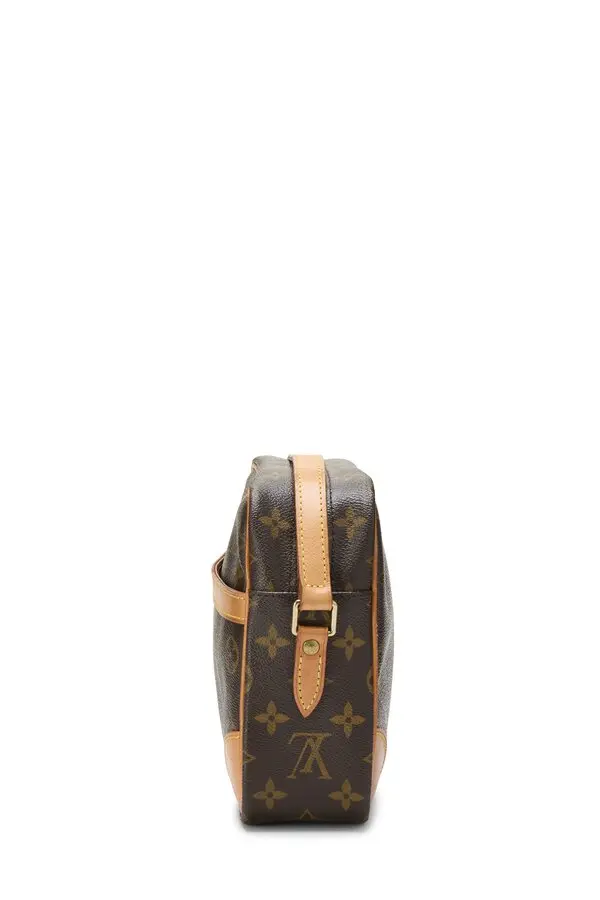 LOUIS VUITTON Monogram Canvas Trocadero 27
