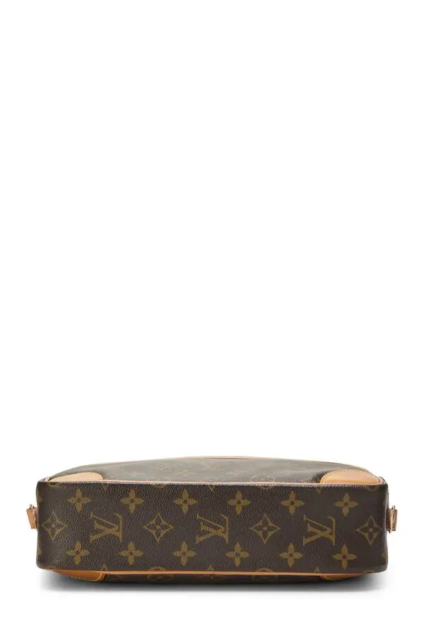 LOUIS VUITTON Monogram Canvas Trocadero 27