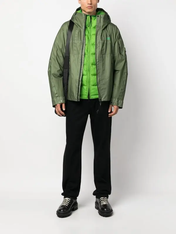C.P. COMPANY Logo-print Reversible Down Jacket - Green