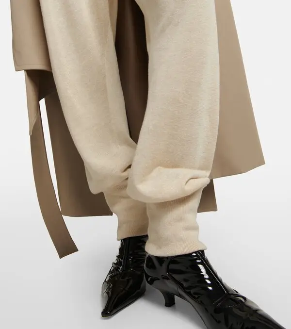 THE ROW Dalbero Linen And Silk Tapered Pants