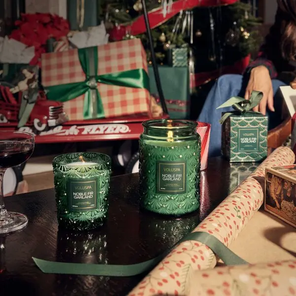 Voluspa Noble Fir Garland Classic Candle, 6.5 Oz