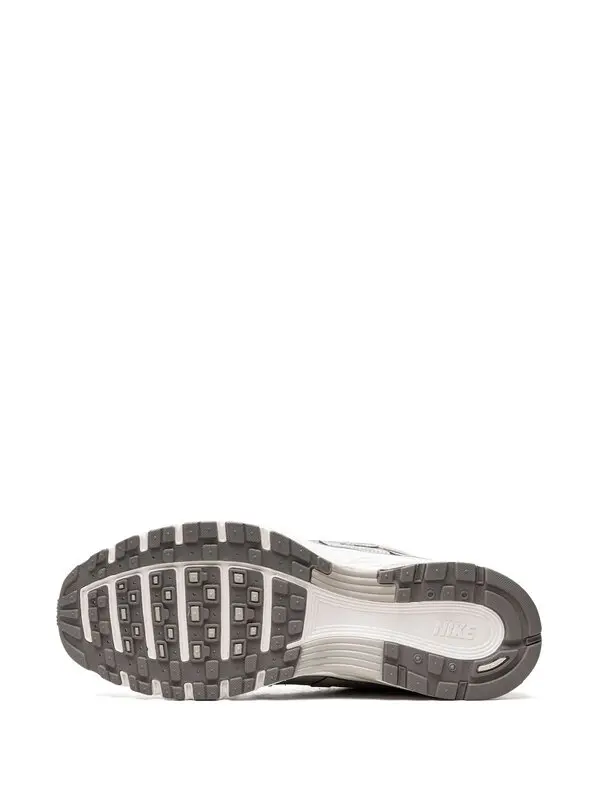 Nike P-6000 Sneakers - Grey