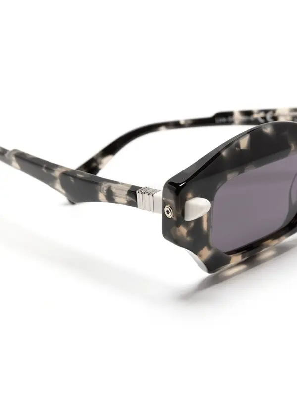 KUBORAUM Q6 Geometric-frame Sunglasses