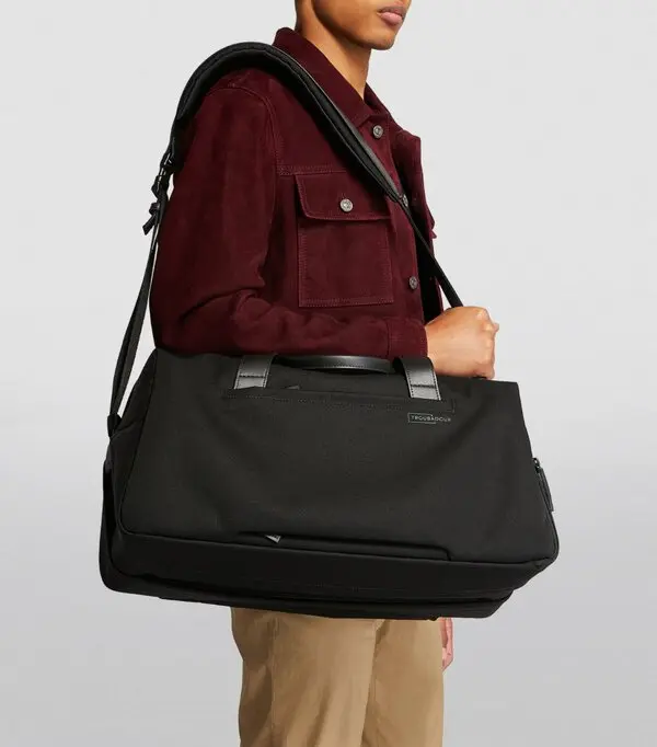 TROUBADOUR Orbis Circular Duffle Bag