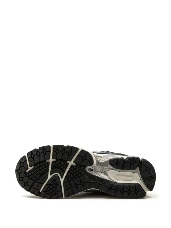 NEW BALANCE 1906r Low-top Sneakers