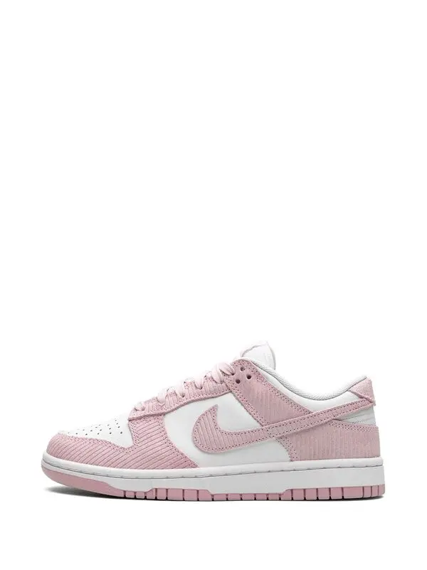 Nike Dunk Low Sneakers - Pink