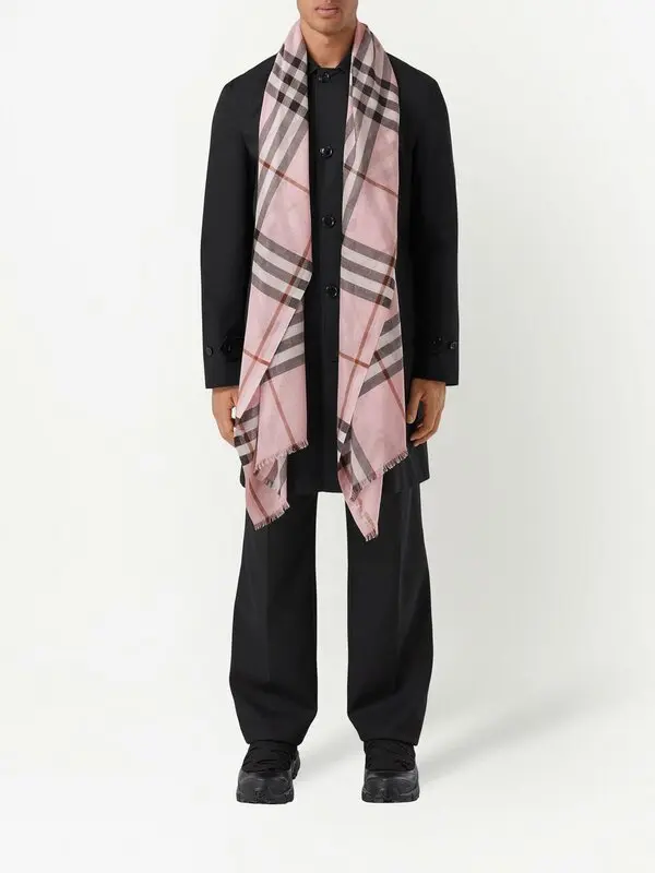 Burberry House Check Patterned Scarf - Pink