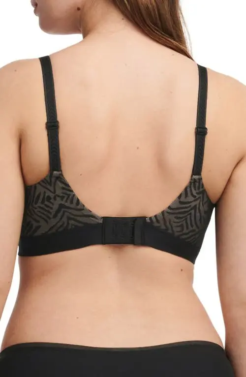 Chantelle Graphic Allure Underwire Plunge Bra