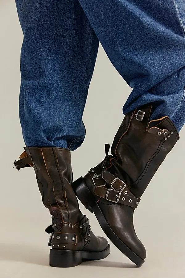 Free People We The Free Janey Engineer Boots - Chocolate