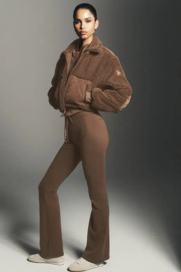 Alo Yoga Sway Bootcut Sweatpant - Java Brown