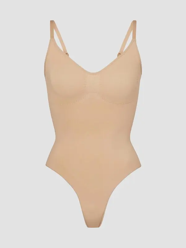 SKIMS Seamless Sculpt Thong Bodysuit - Clay