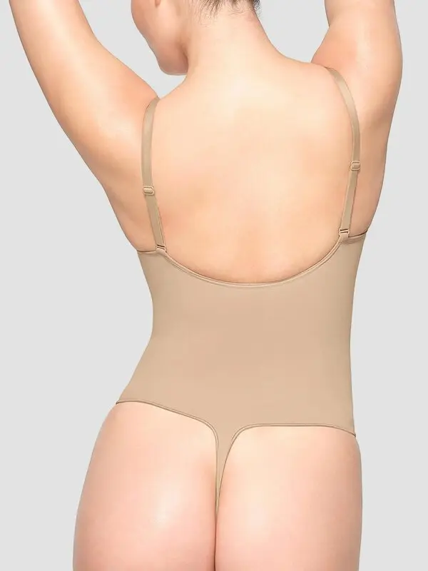 SKIMS Seamless Sculpt Thong Bodysuit - Clay