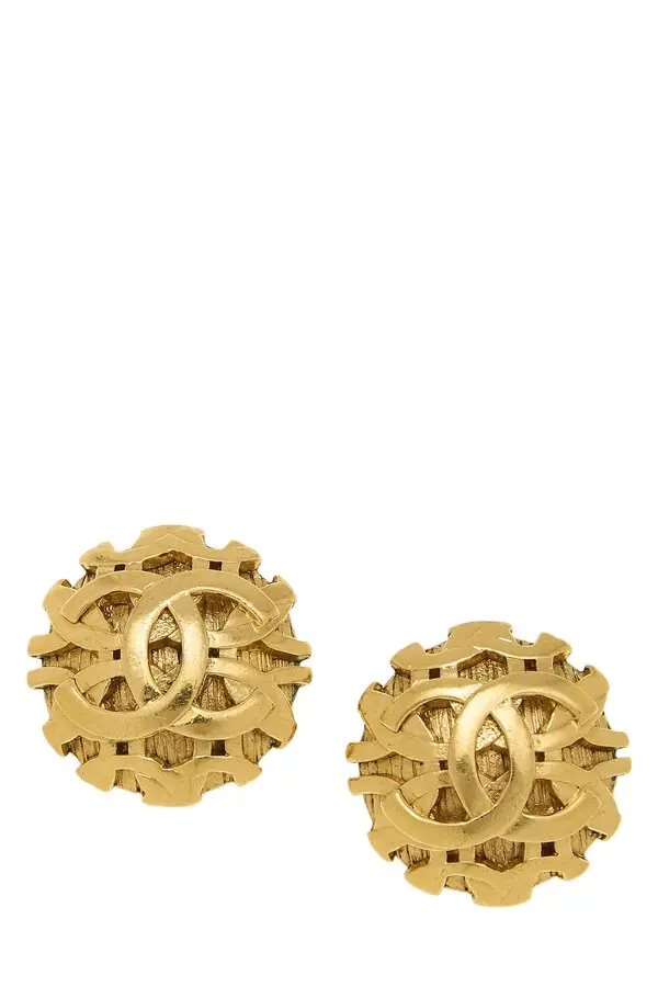 Chanel Cc Round Clip-on Earrings - Gold