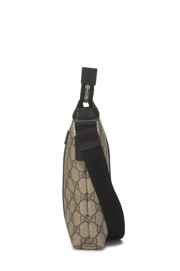Gucci Gg Supreme Canvas Web Flat Messenger Bag - Black