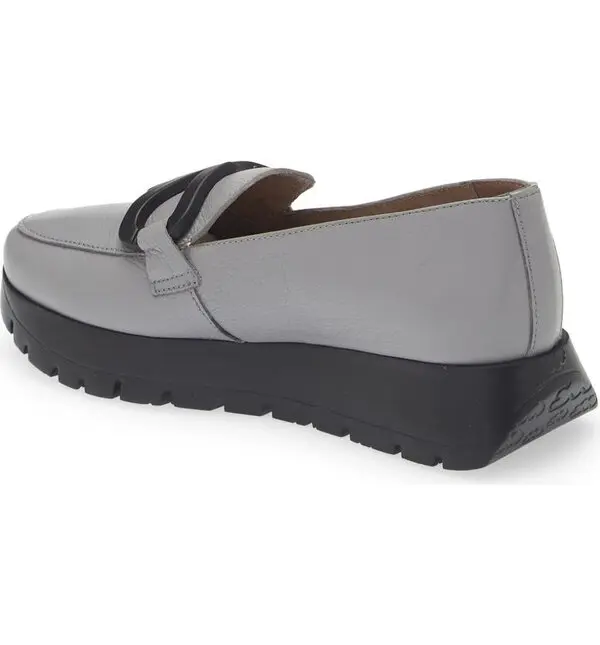 WONDERS Lug Sole Loafer - Grey Tumbled Leather