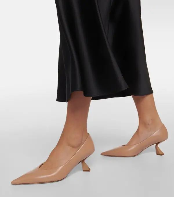 NENSI DOJAKA Leather Pumps