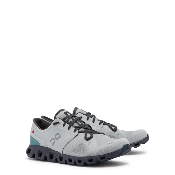 On X 3 Mesh Sneakers