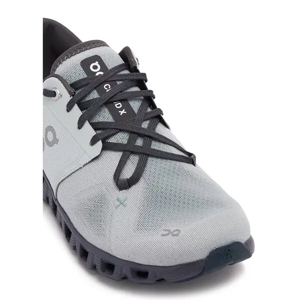On X 3 Mesh Sneakers