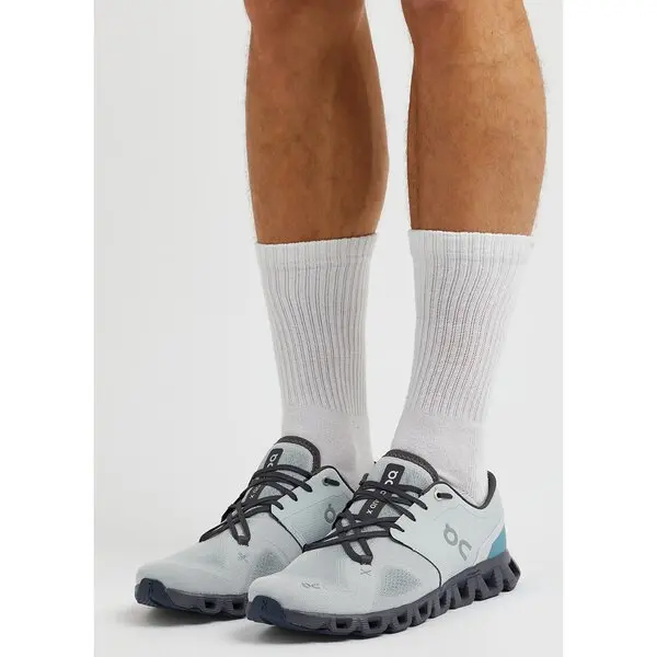 On X 3 Mesh Sneakers