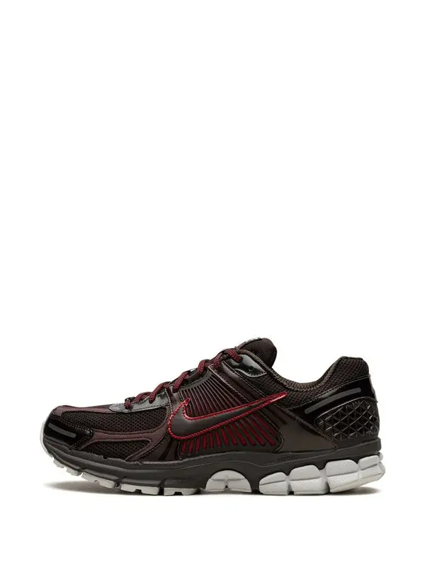 Nike Zoom Vomero Sneakers