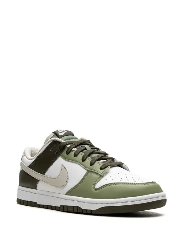 Nike Dunk Low Oil Sneakers - Green