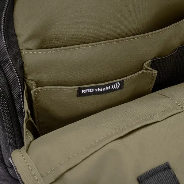 Briggs & Riley Hta Medium Cargo Backpack