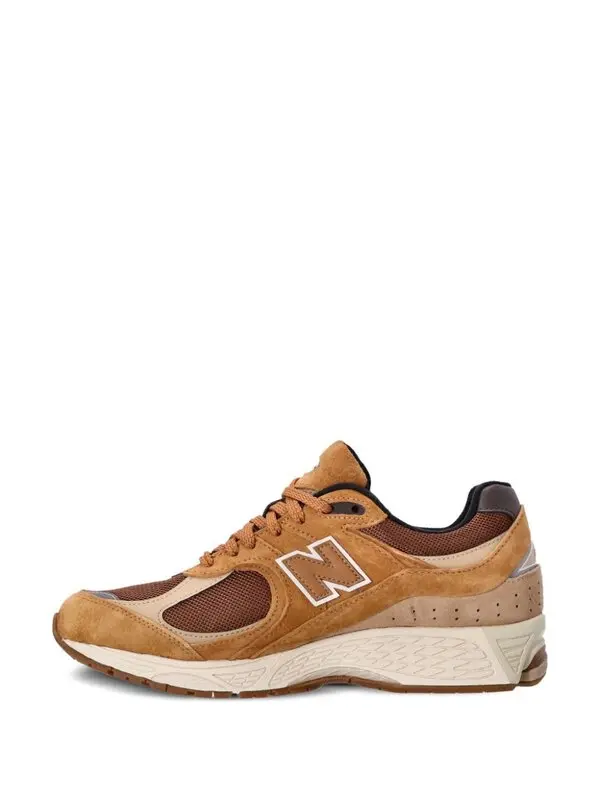 NEW BALANCE 2002rx Low-top Sneakers - Brown