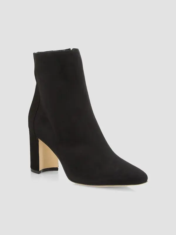 Manolo Blahnik Rosie 70mm Suede Boots