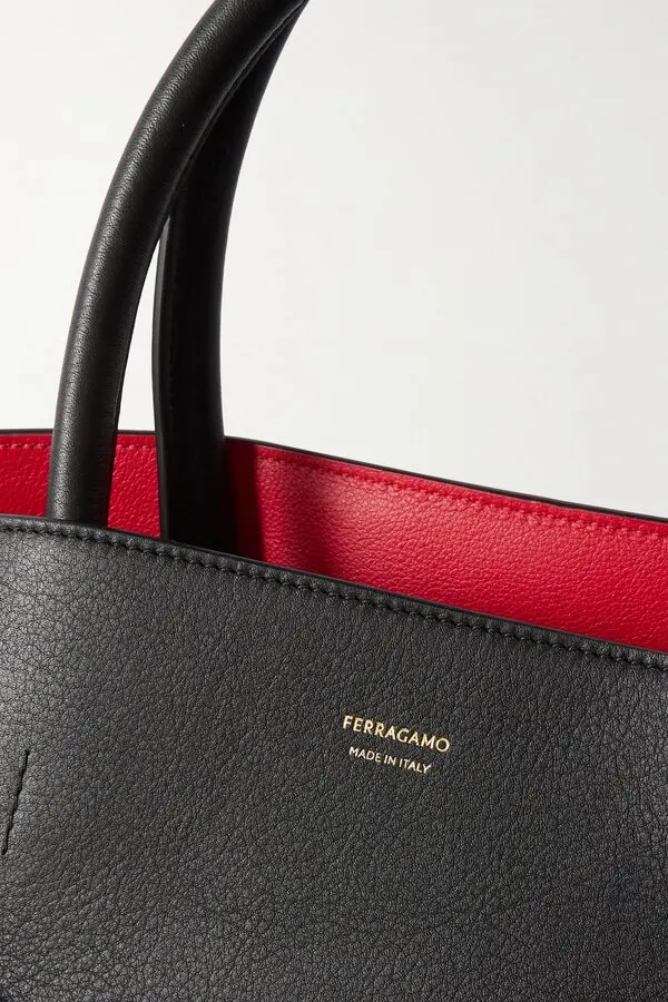 FERRAGAMO Hug Medium Leather Shoulder Bag
