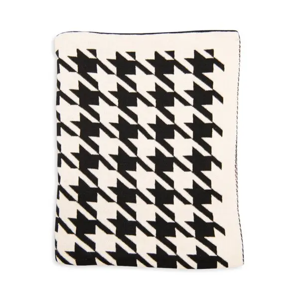 PINK LEMONADE Houndstooth Throw