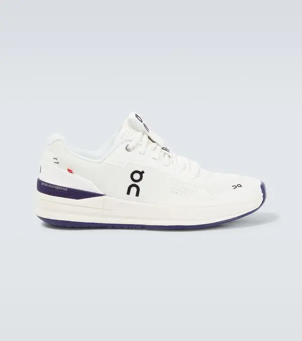 On The Roger Pro Sneakers