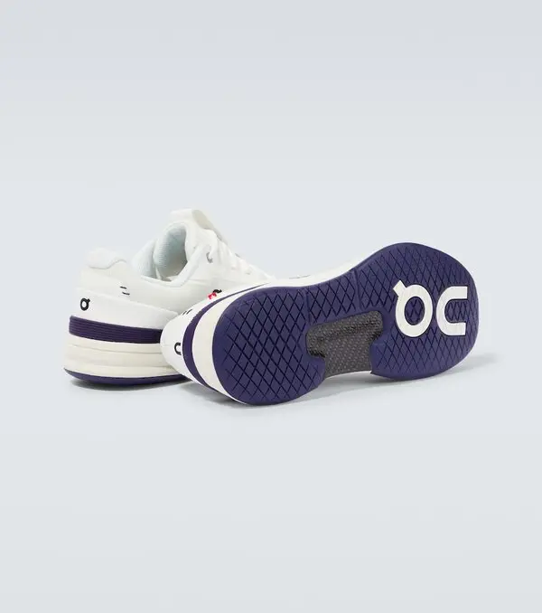 On The Roger Pro Sneakers