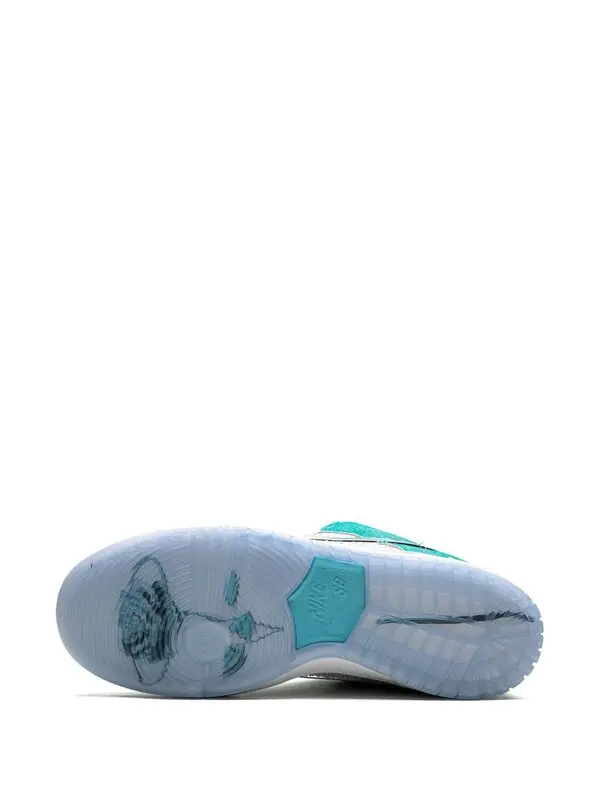 Nike Dunk Low Pro Qs April Skateboards Sneakers - White