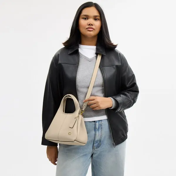 COACH Lana Shoulder Bag 23 - Brass/ivory