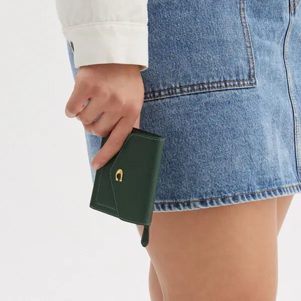 COACH Wyn Small Wallet