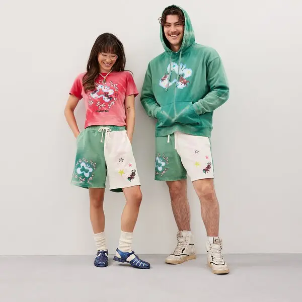 COACHTOPIA Sweat Shorts With Floating Butterfly Print