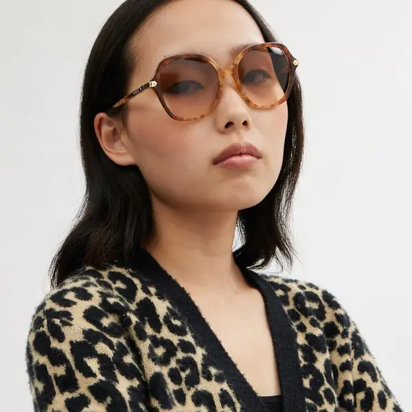 Coach Wrap Around Hangtag Oversized Geometric Sunglasses In  display picture 3