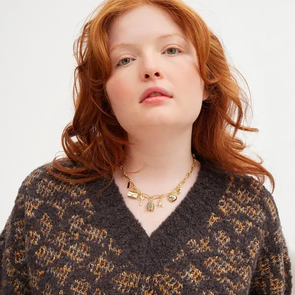 【7111 】COACH コーチ アイコニックチェーンネックレス Coach Iconic Charm Chain Necklace - Gold | Editorialist