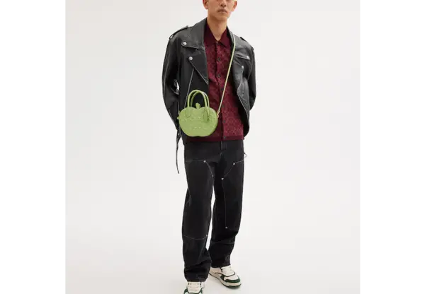 COACH Apple Bag In Signature Leather