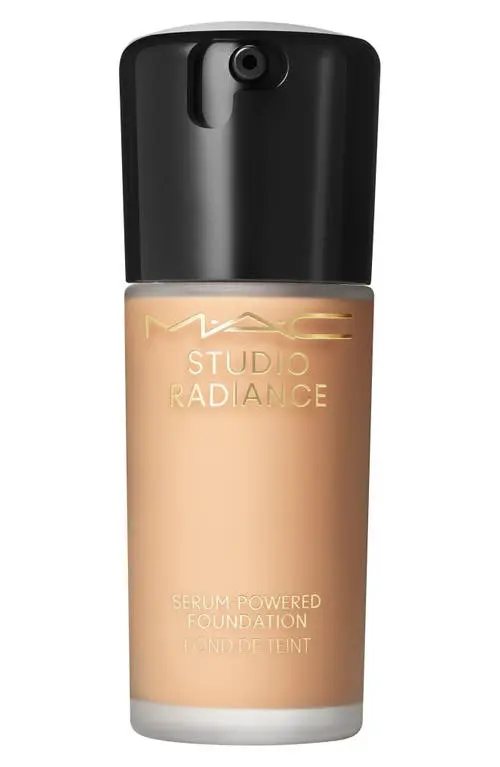 MAC COSMETICS Studio Radiance Serum-powered Foundation - C4.5