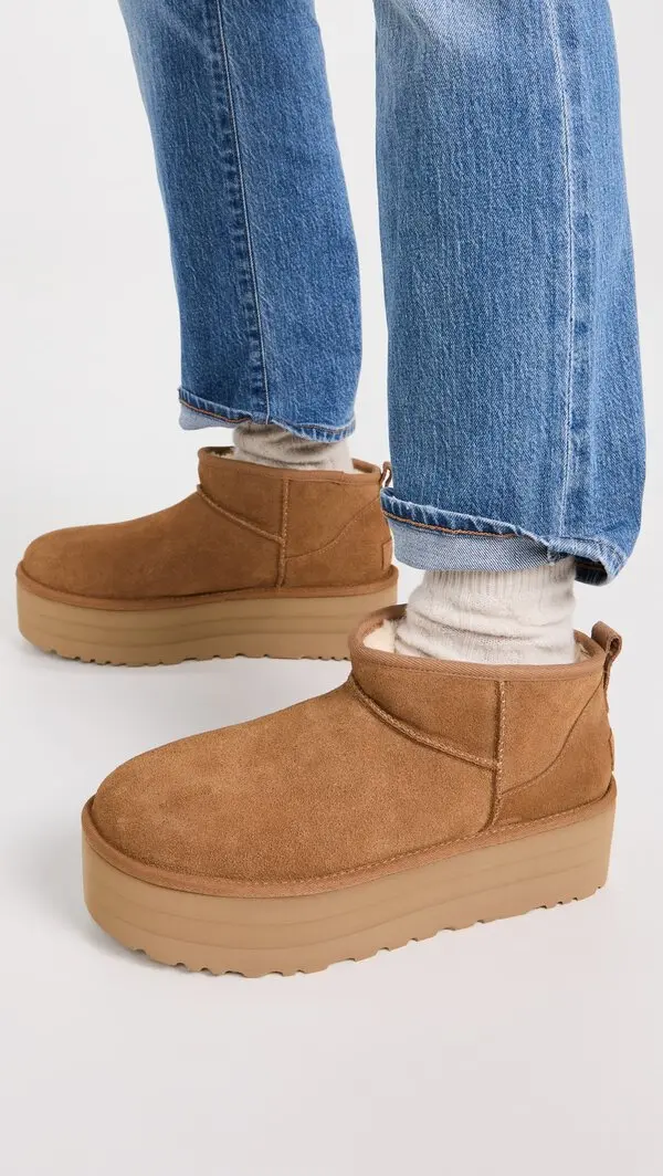 UGG Classic Ultra Mini Platform Boots - Chestnut