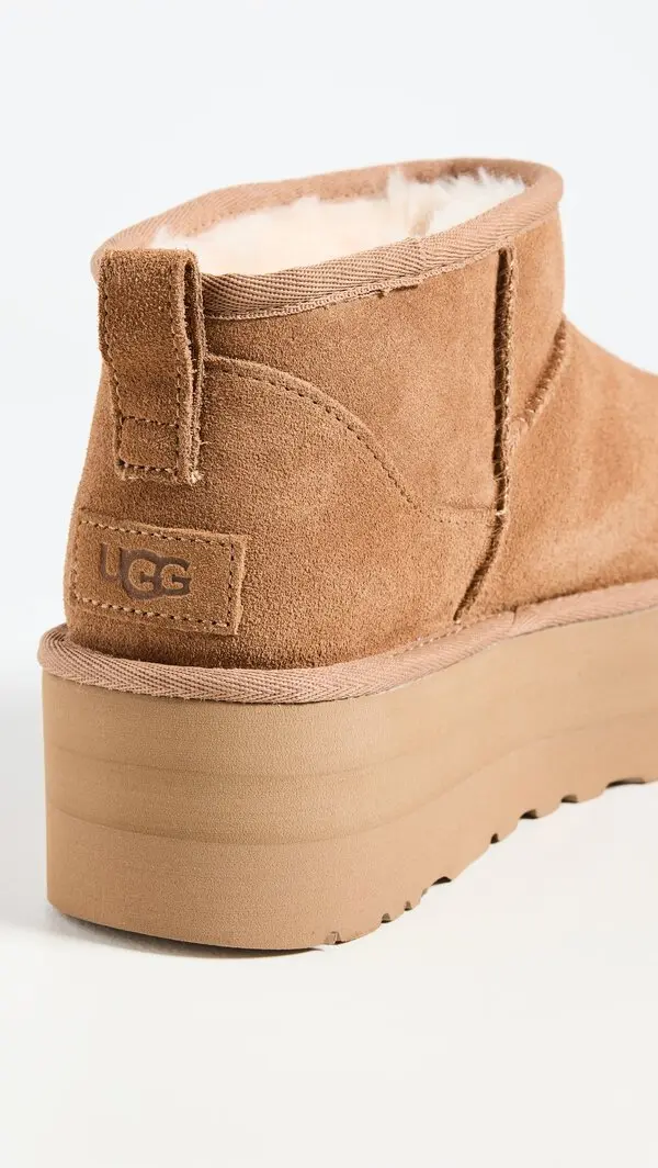 UGG Classic Ultra Mini Platform Boots - Chestnut