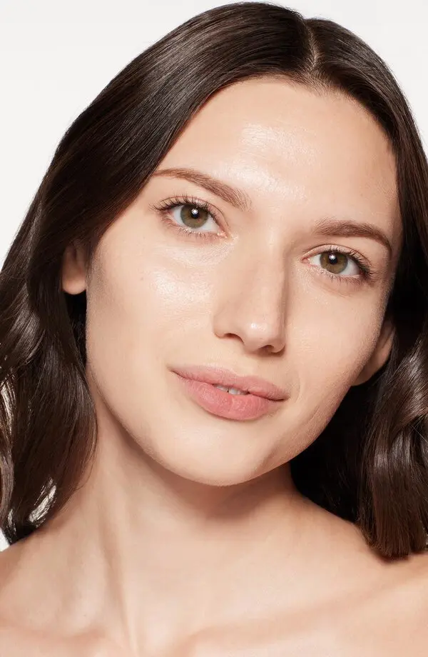 SHISEIDO Revitalessence Skin Glow Foundation Spf 30 - 240 Quartz