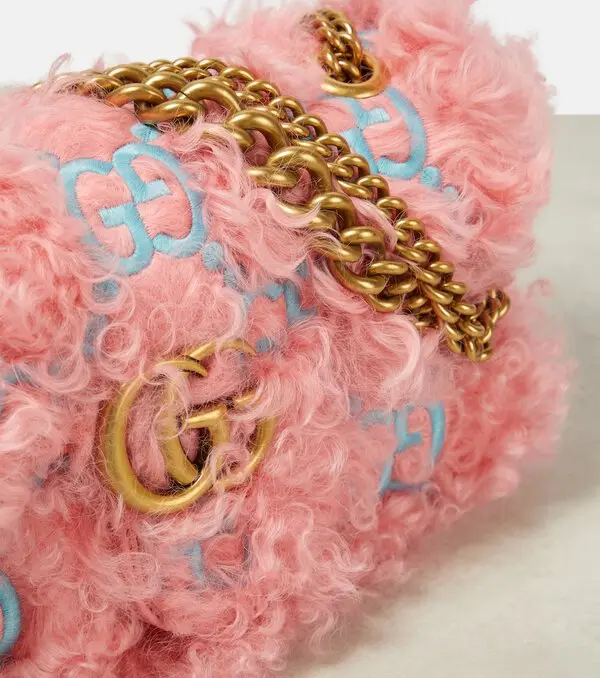 New Authentic Gucci GG Logo Shearling Ear Muffs Pink Size XS GUCCI Lorella Embellished Ear Muffs Pink – REAWAKE main image 4